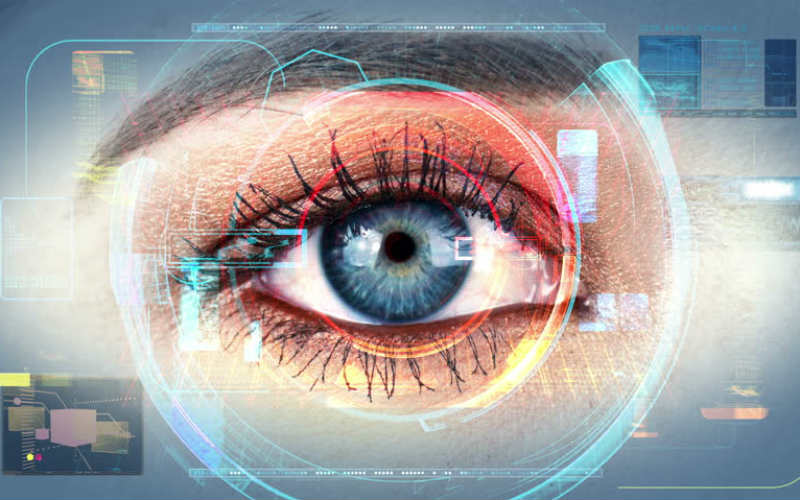 Google AI predicts heart disease risk from eye scans